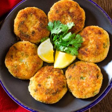 Crispy Golden Potato Cutlets - I Knead to Eat