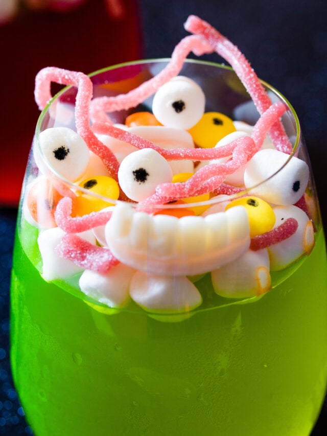 SPOOKY HALLOWEEN JELLO STORY - I Knead to Eat