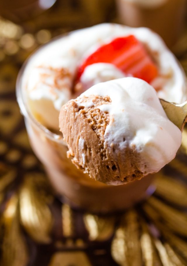 Eggless Chocolate Mousse - Only Three Ingredients! - I Knead to Eat