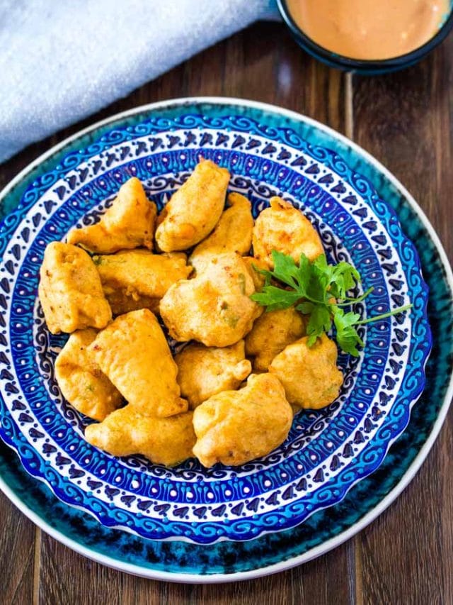 CHICKEN PAKORA RECIPE STORY - I Knead to Eat