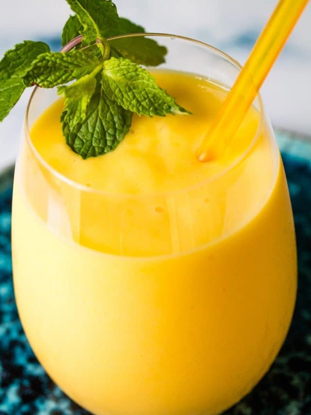 MANGO MILKSHAKE | MANGO SHAKE STORY - I Knead to Eat