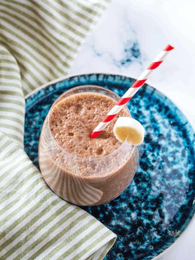 NUTRITIOUS BANANA AND COFFEE BREAKFAST SMOOTHIE STORY - I Knead to Eat