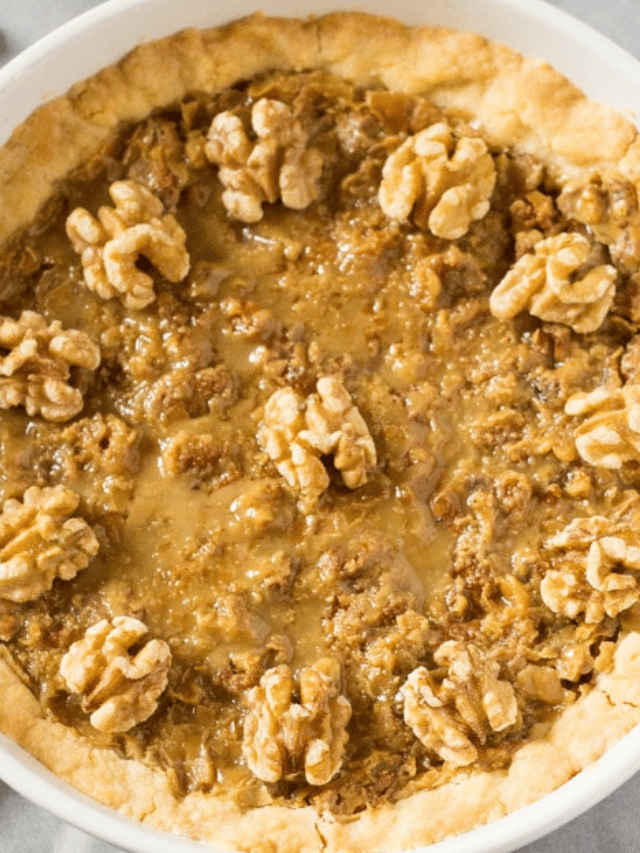 EASY WALNUT PIE DESSERT STORY - I Knead to Eat