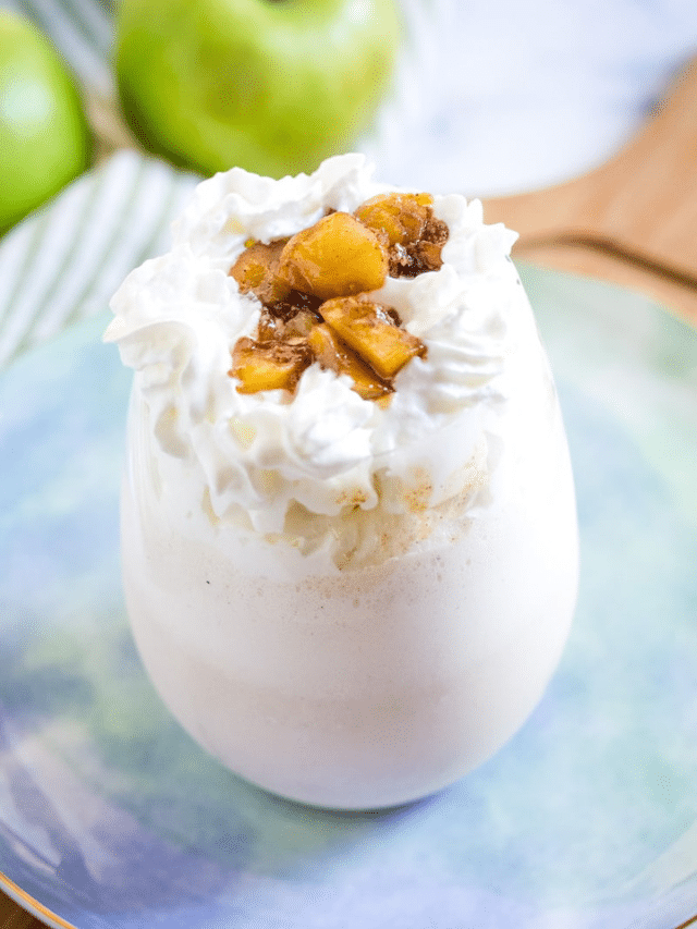 QUICK AND EASY CARAMEL APPLE MILKSHAKE STORY - I Knead to Eat